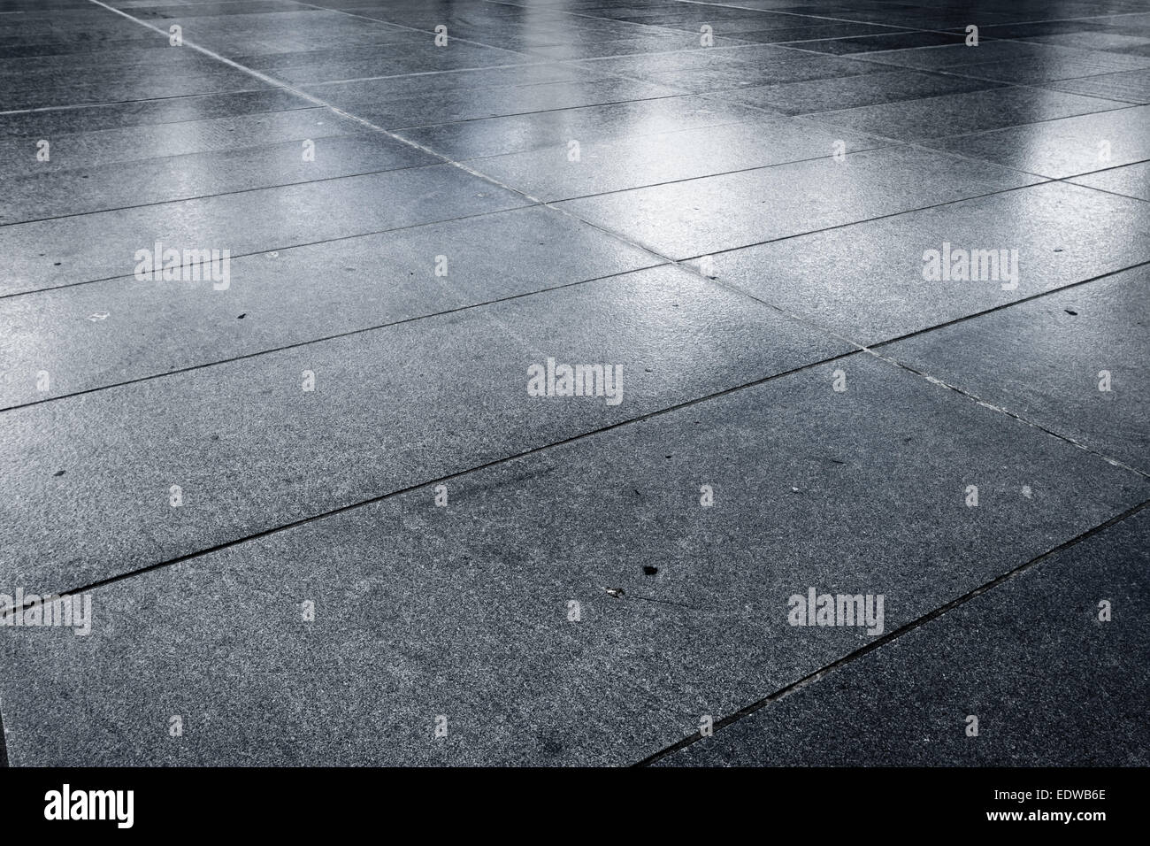 Wet stone hi-res stock photography and images - Alamy
