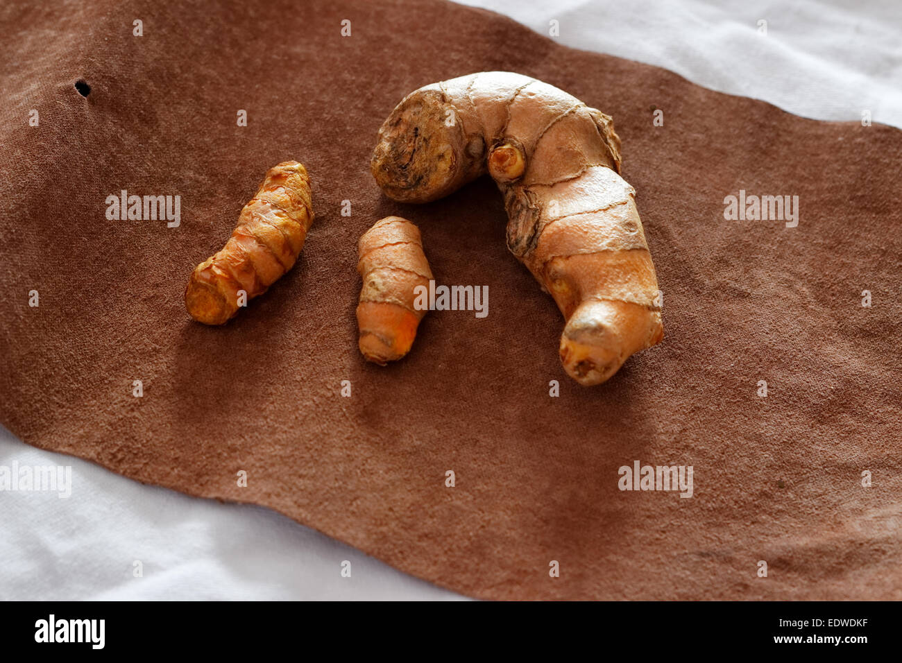 Bulb Of Turmeric Stock Photos & Bulb Of Turmeric Stock Images - Alamy