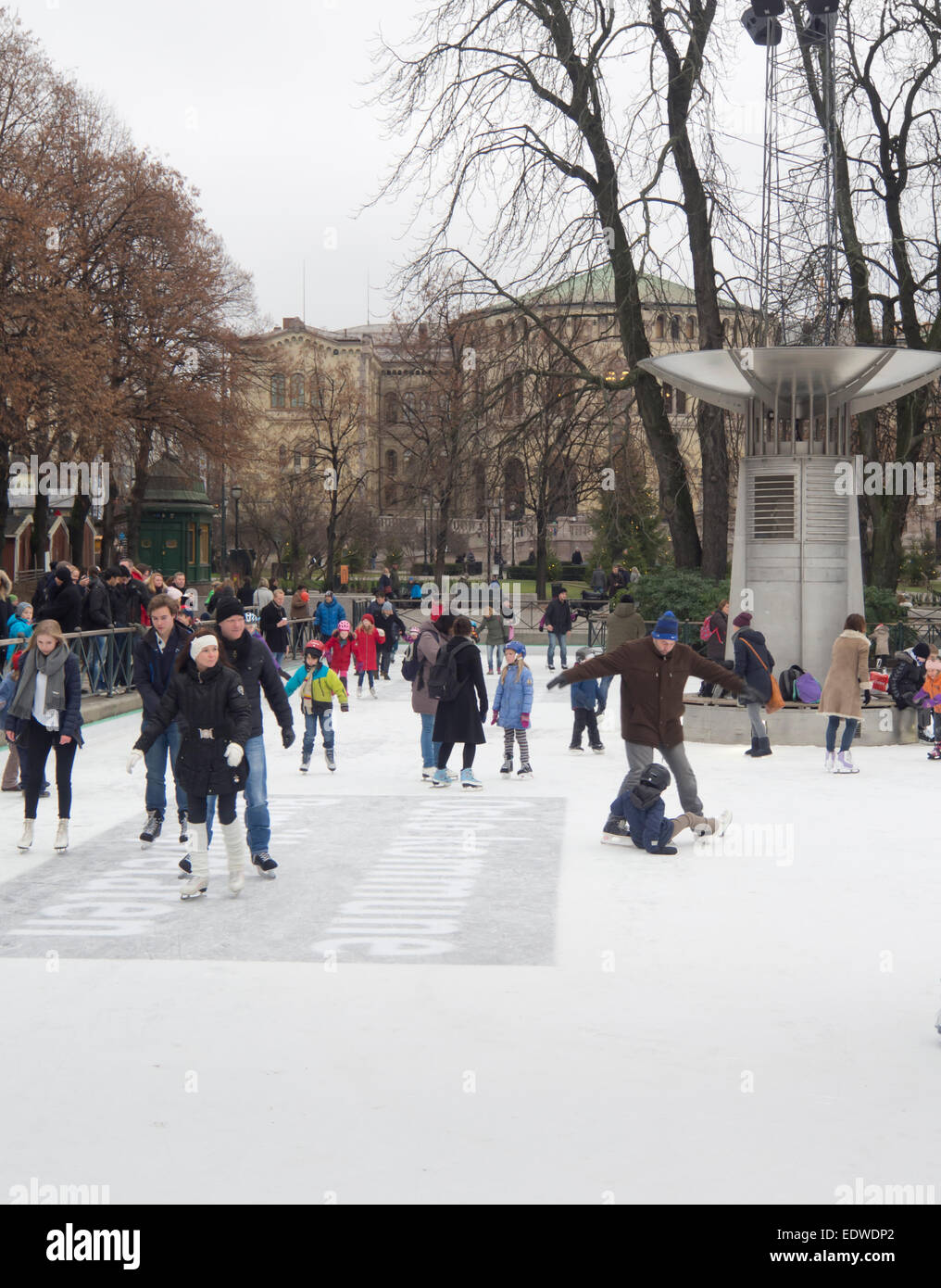 People skating oslo hi-res stock photography and images - Alamy