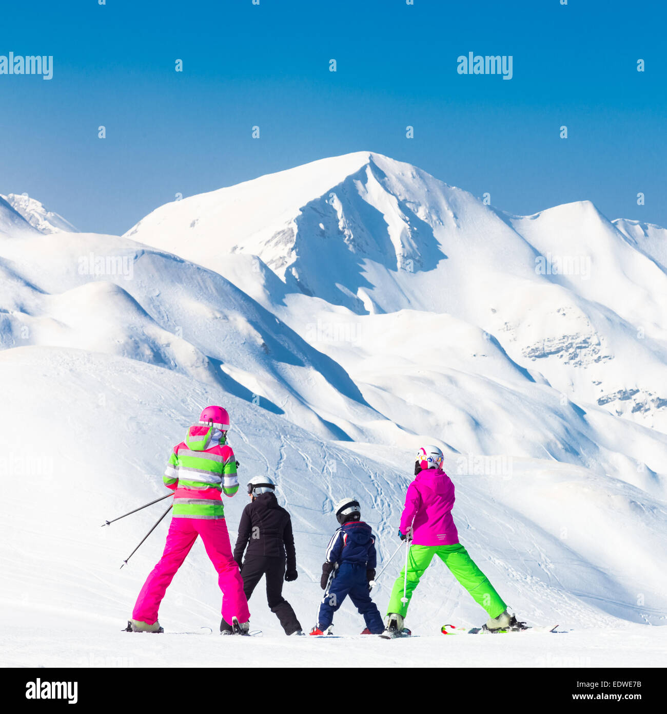 Teenager family outdoor activity hi-res stock photography and images ...