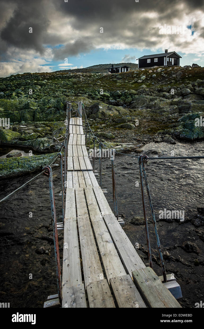 Skarvheimen, Norway - the DNT hut at Kongshelleren Stock Photo - Alamy