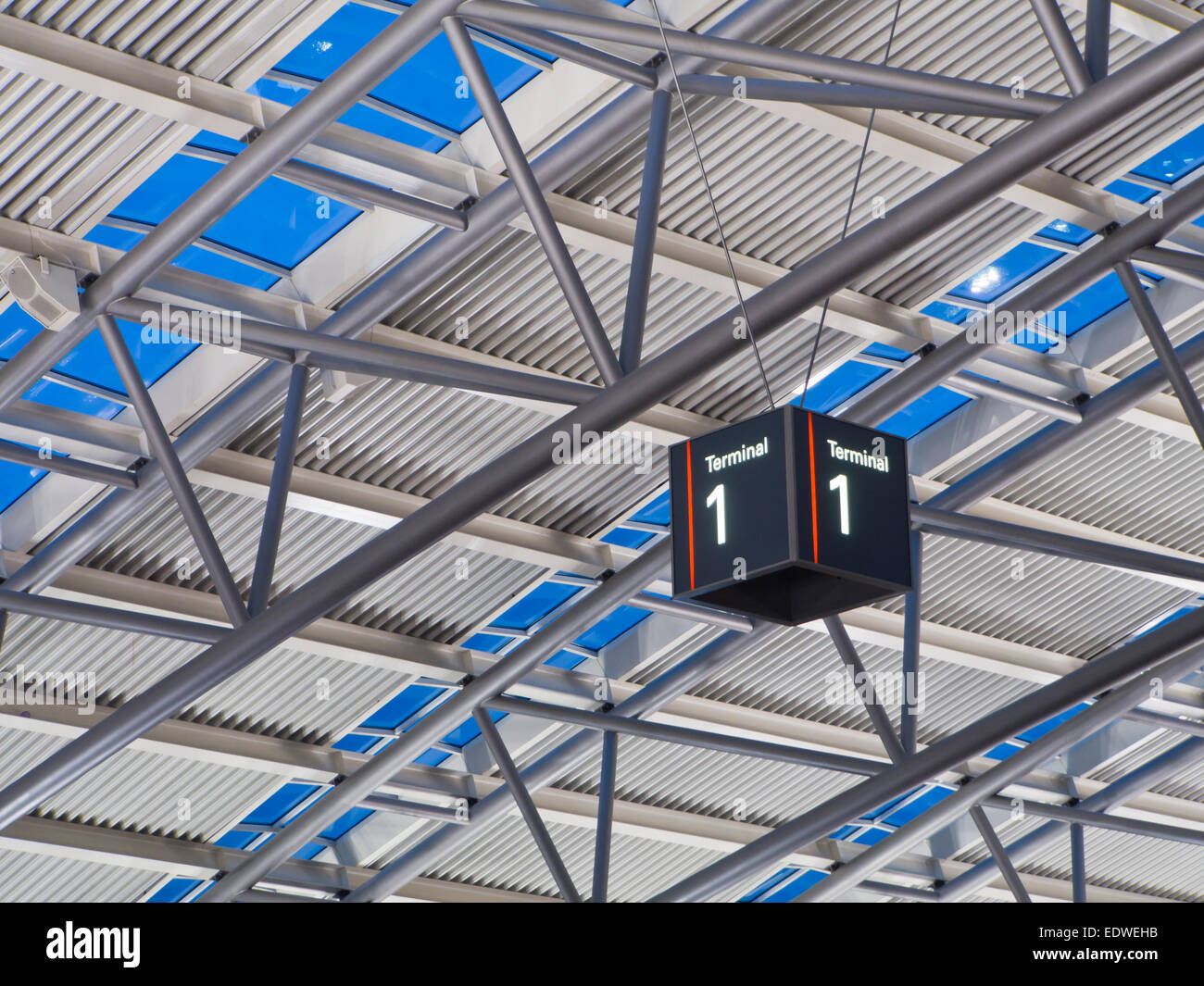 Hamburg germany airport terminal hi-res stock photography and images ...