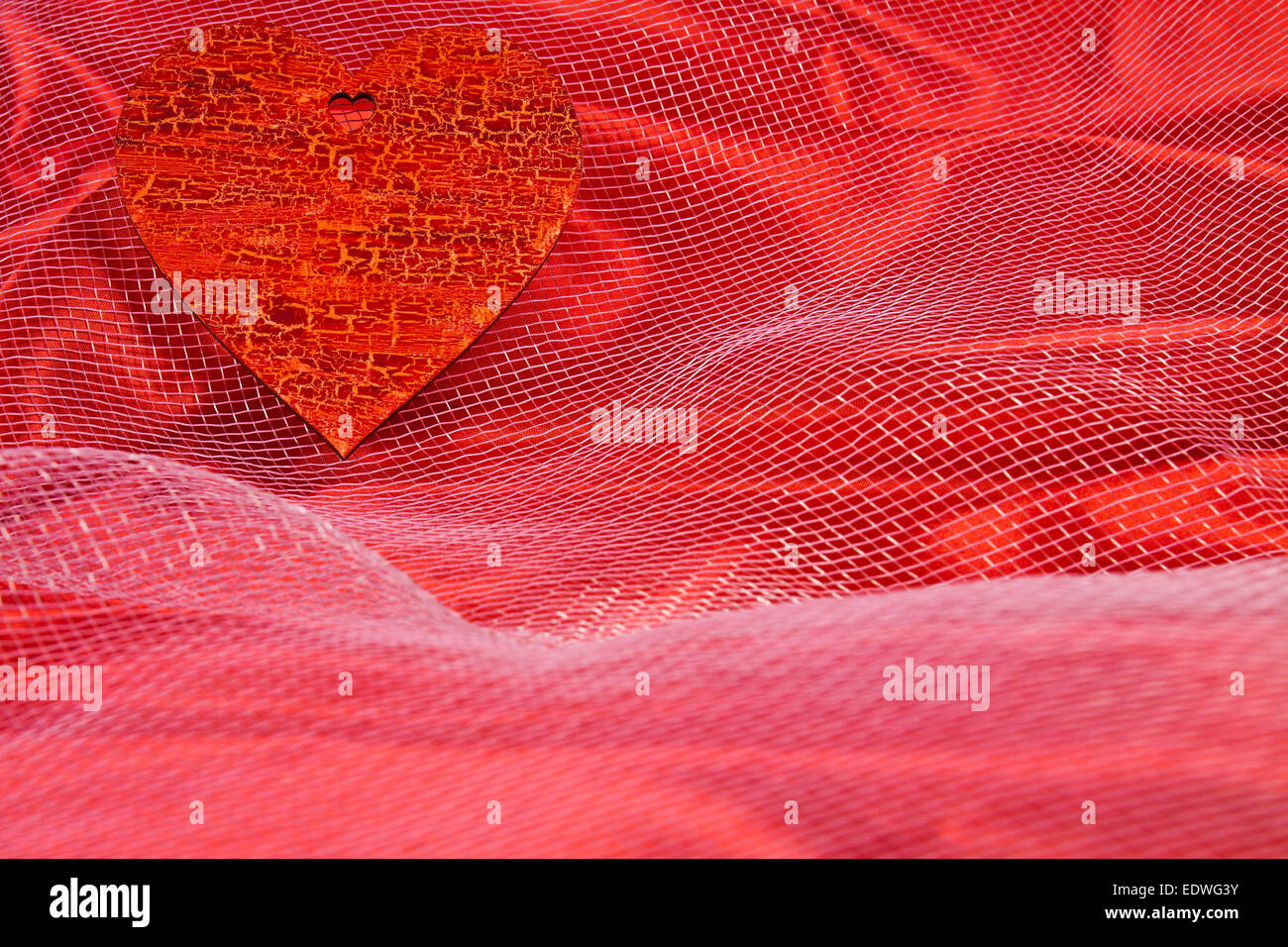 Wooden heart painted in red with peeling texture in vintage style Stock ...