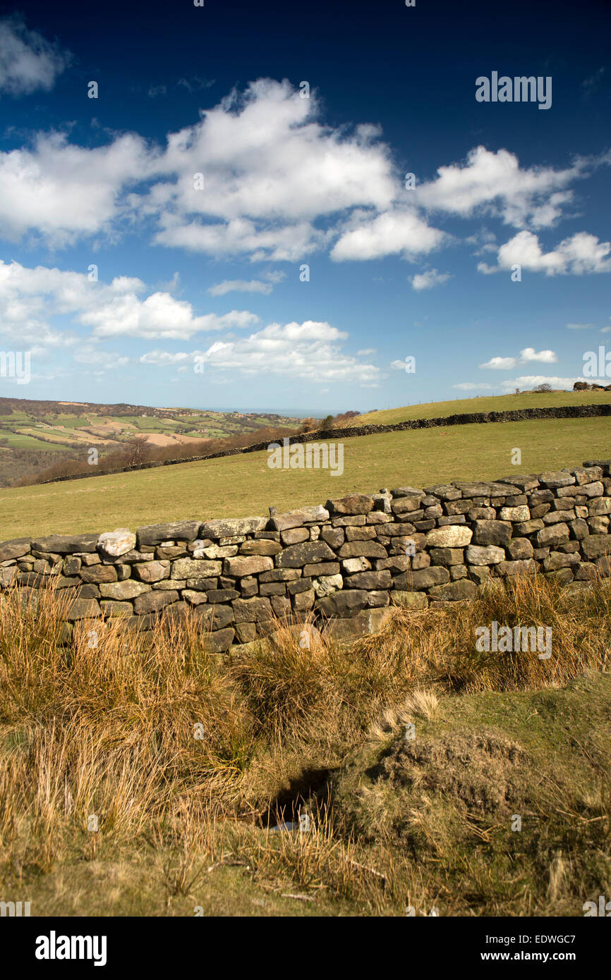 North yorkshire moorland landscape hi-res stock photography and images ...