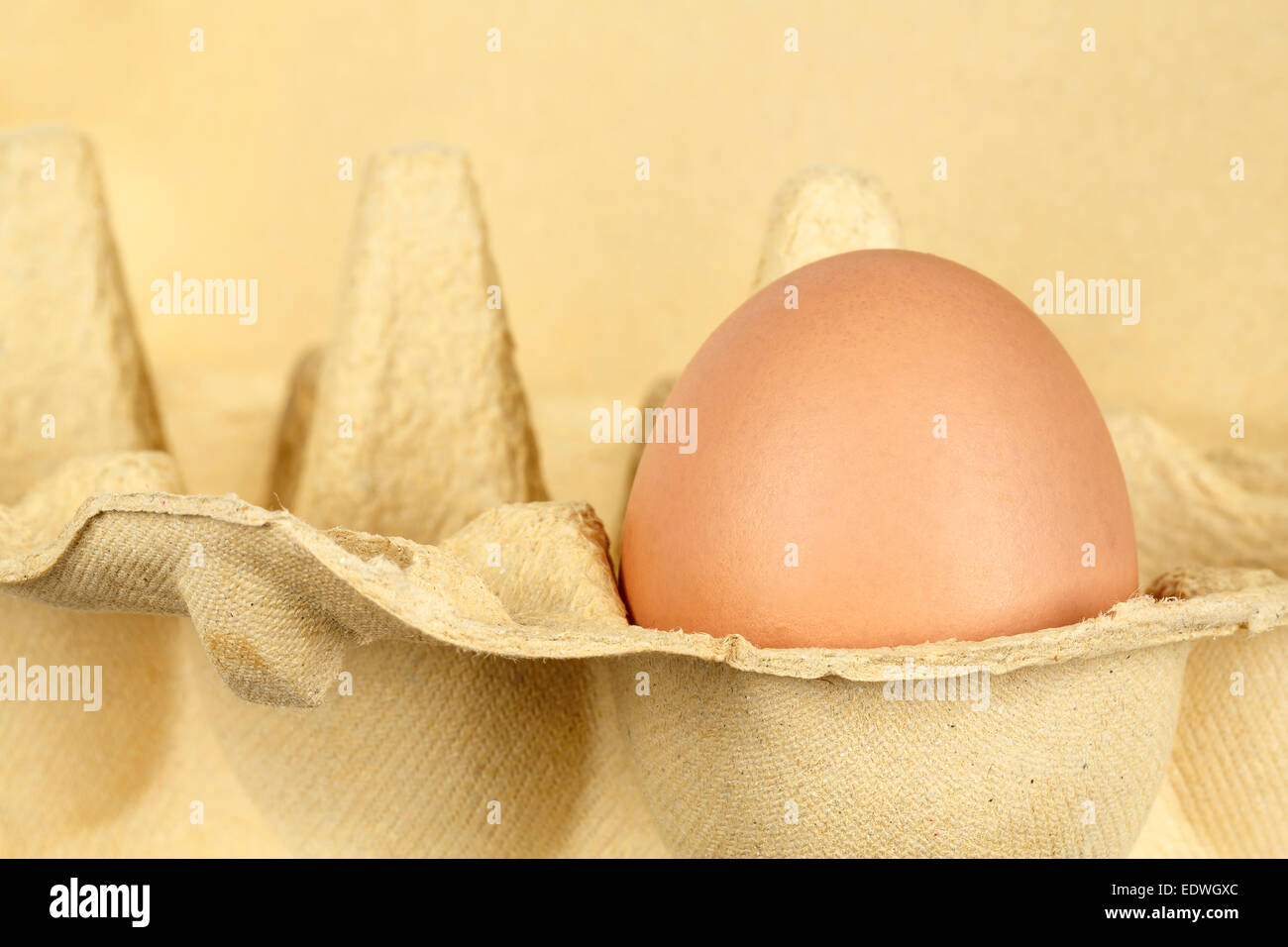 Egg packet hi-res stock photography and images - Alamy