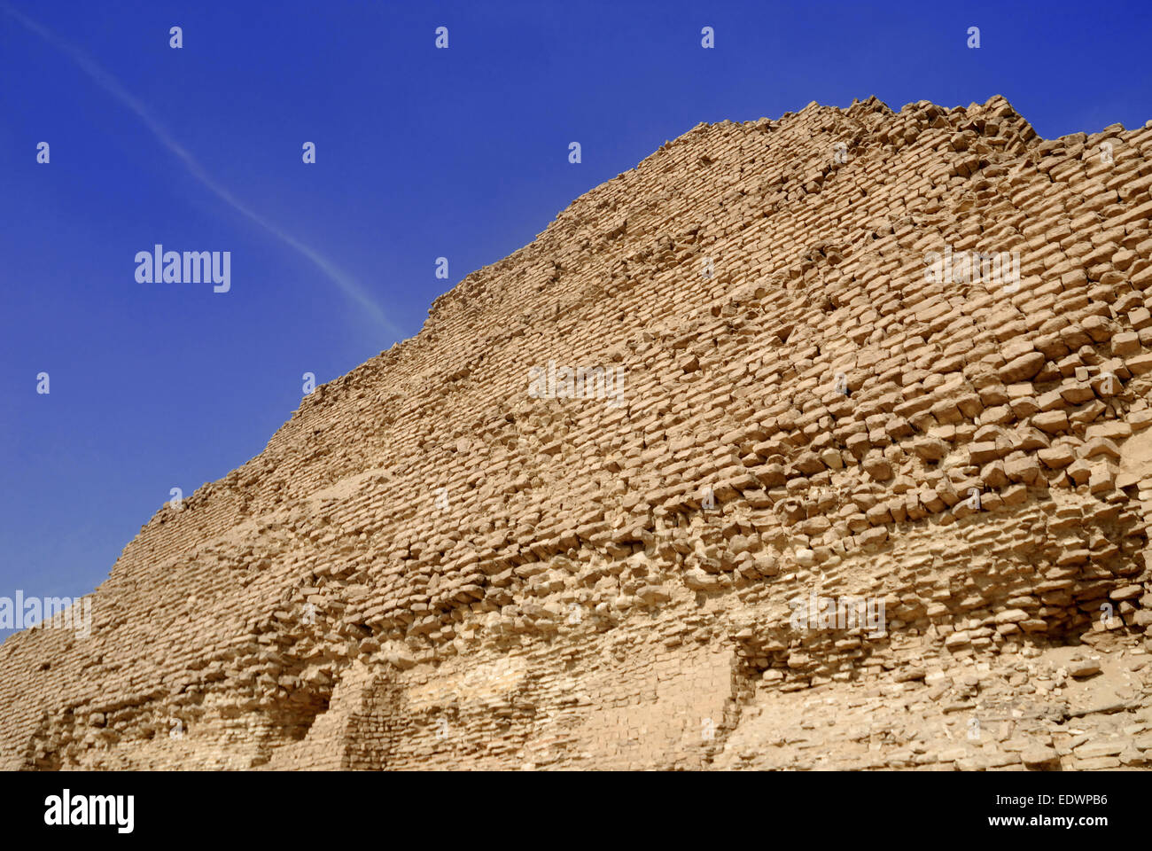 Egyptian treasure pyramid hi-res stock photography and images - Alamy