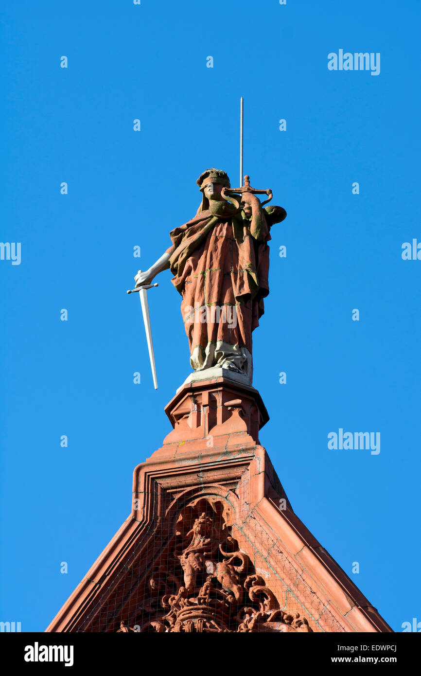 Victoria law courts birmingham hi-res stock photography and images - Alamy