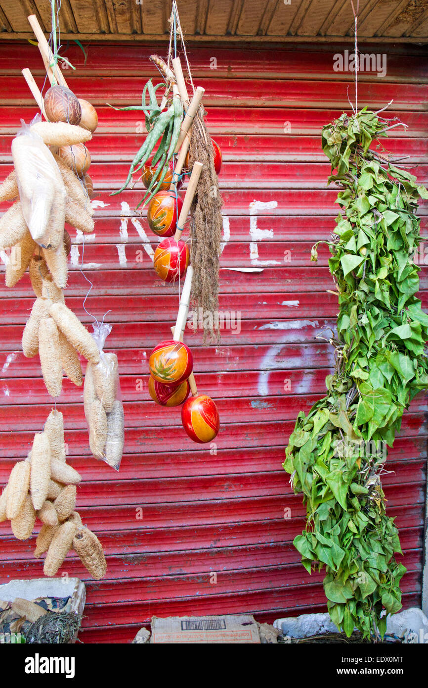 Items for sale at Cartagena's main market Stock Photo - Alamy
