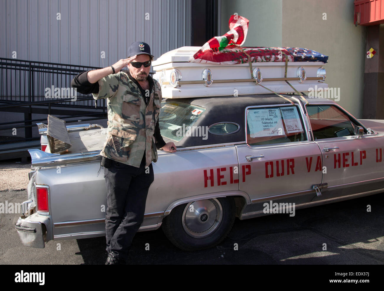 Neil Bernstein created a new "Lincoln Memorial" to draw attention to ...