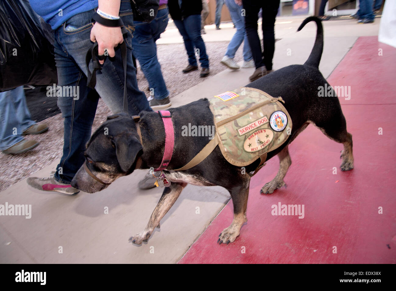 Homeless U.S. military veterans receive medical care, clothing and ...