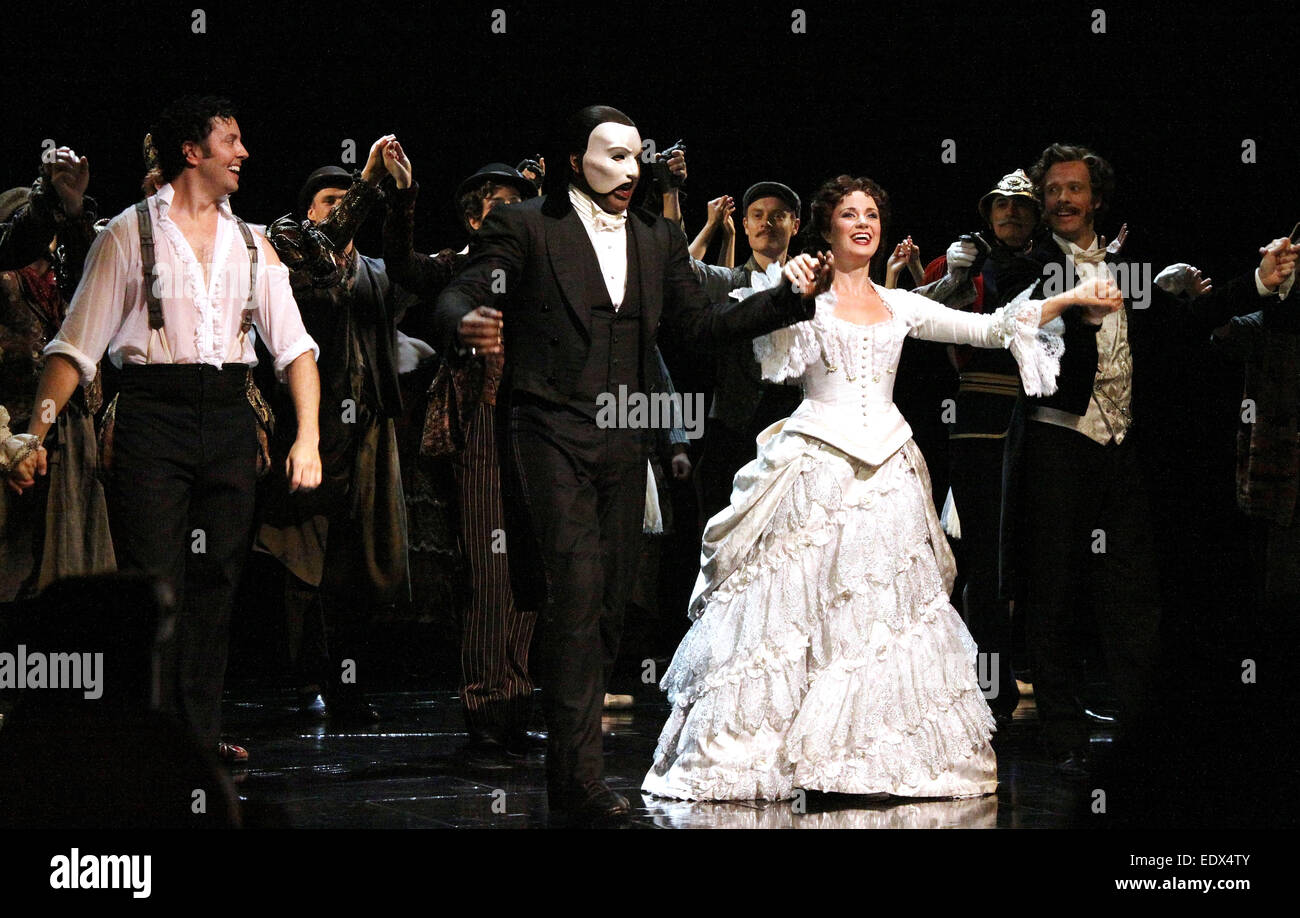 Broadway's Phantom of the Opera celebrates their 11,000th performance ...