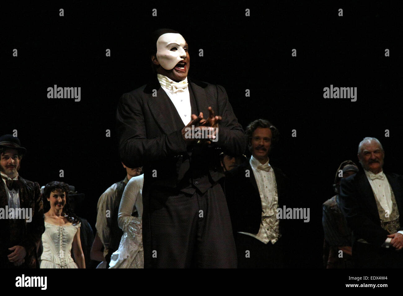 Broadway's Phantom of the Opera celebrates their 11,000th performance ...