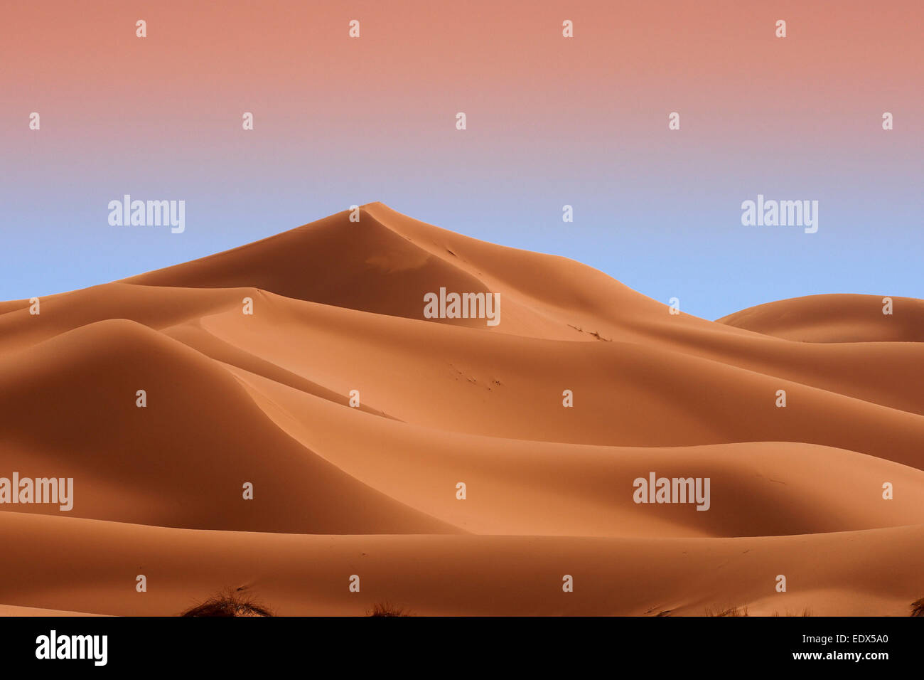 Merzouga, Erg Chebbi, Merzouga sand dunes, Sahara Desert, Morocco ...