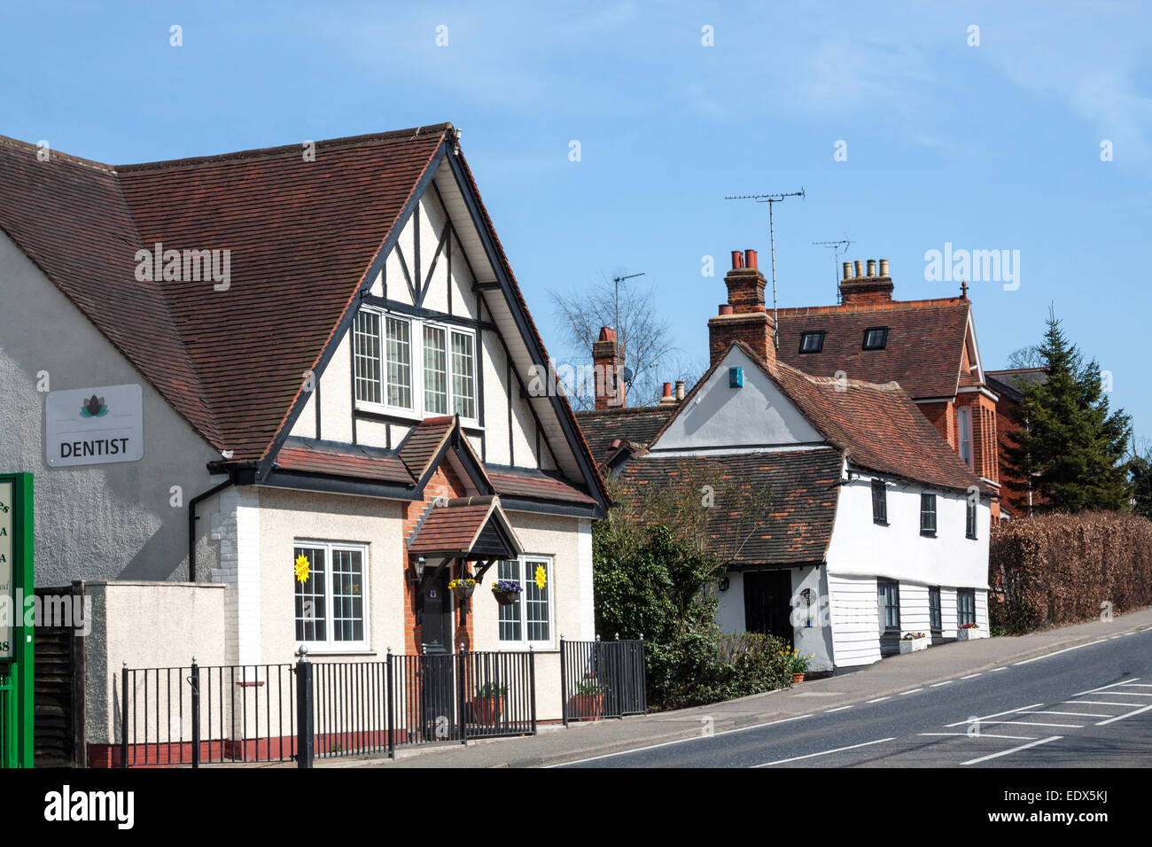 Beautiful countryside English houses Stock Photo - Alamy