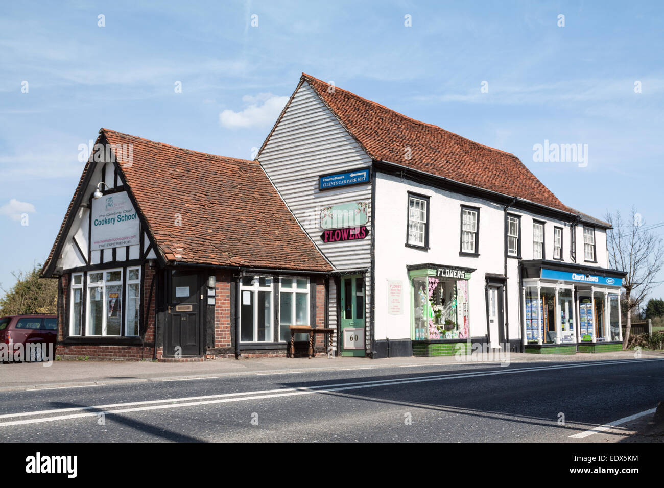 Rustic residences hi-res stock photography and images - Alamy
