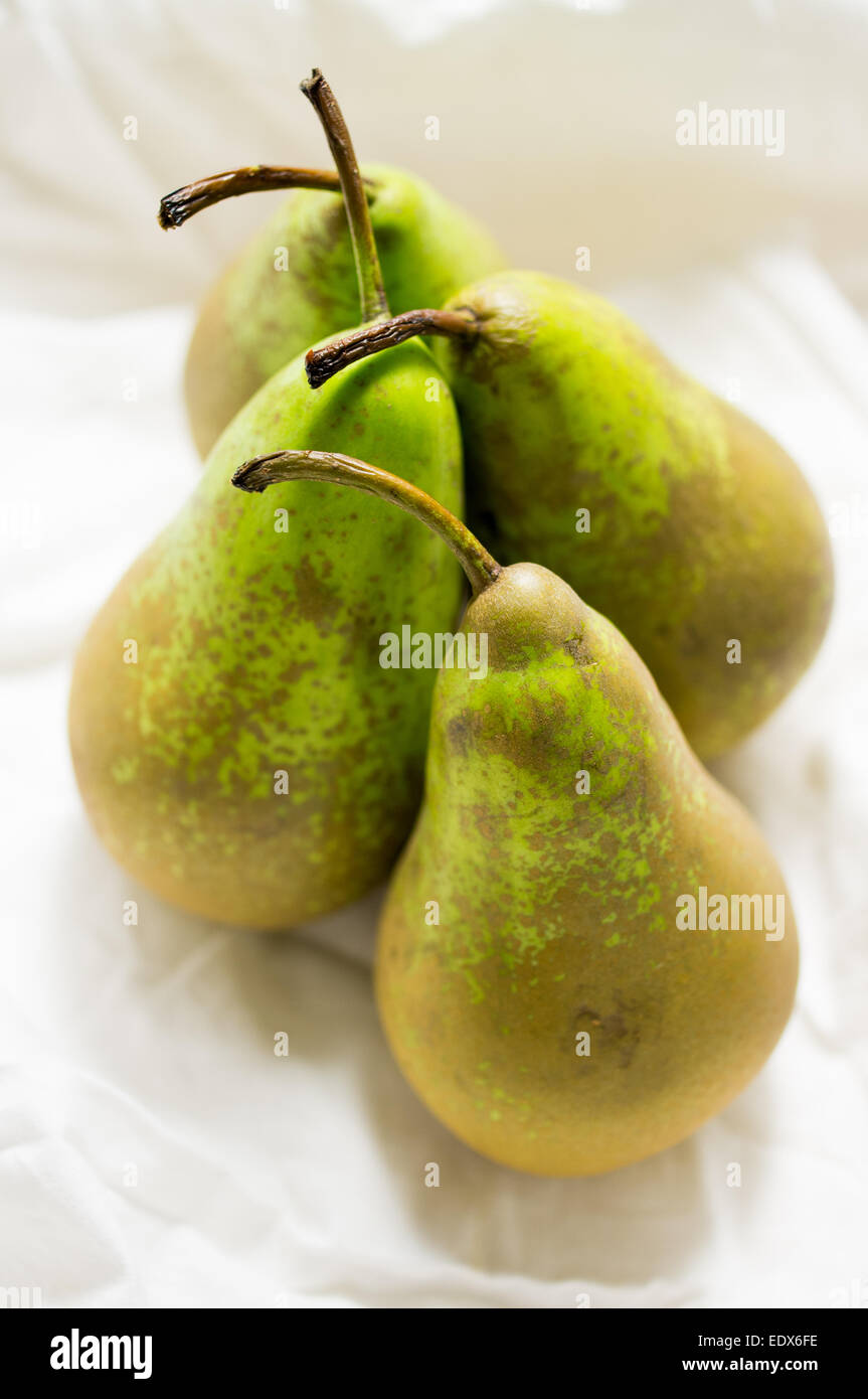 Pears: ripe green fruit harvest Stock Photo - Alamy
