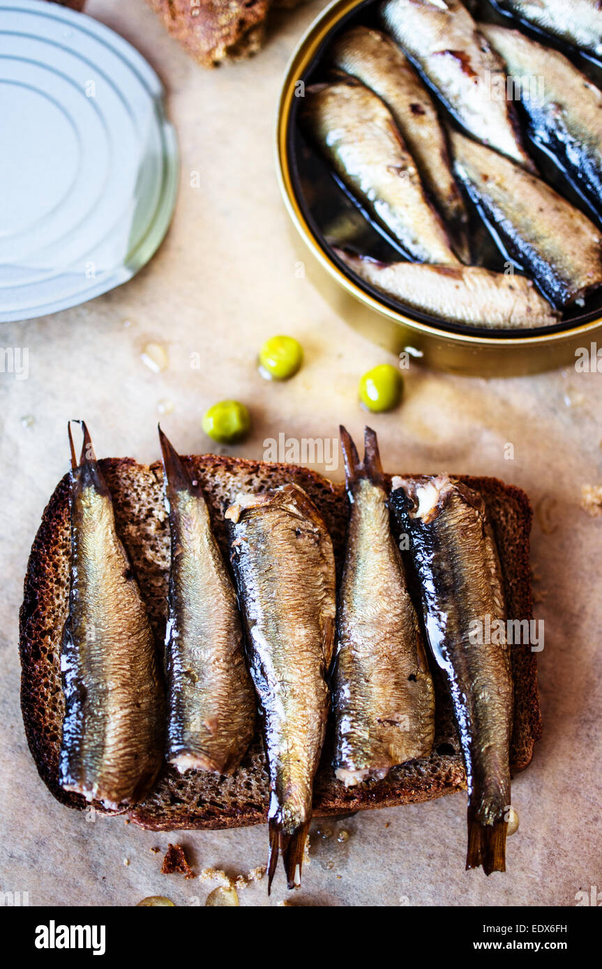 Kipper sandwich hi-res stock photography and images - Alamy
