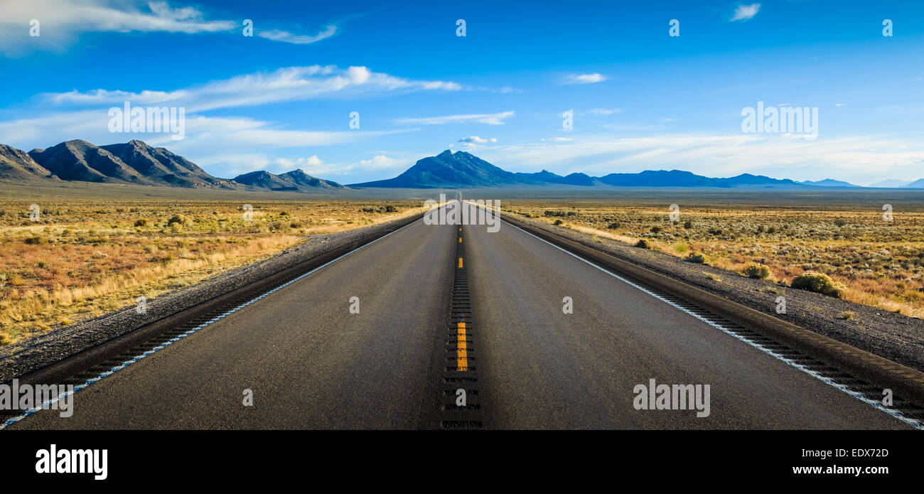 Straight flat road in hi-res stock photography and images - Alamy