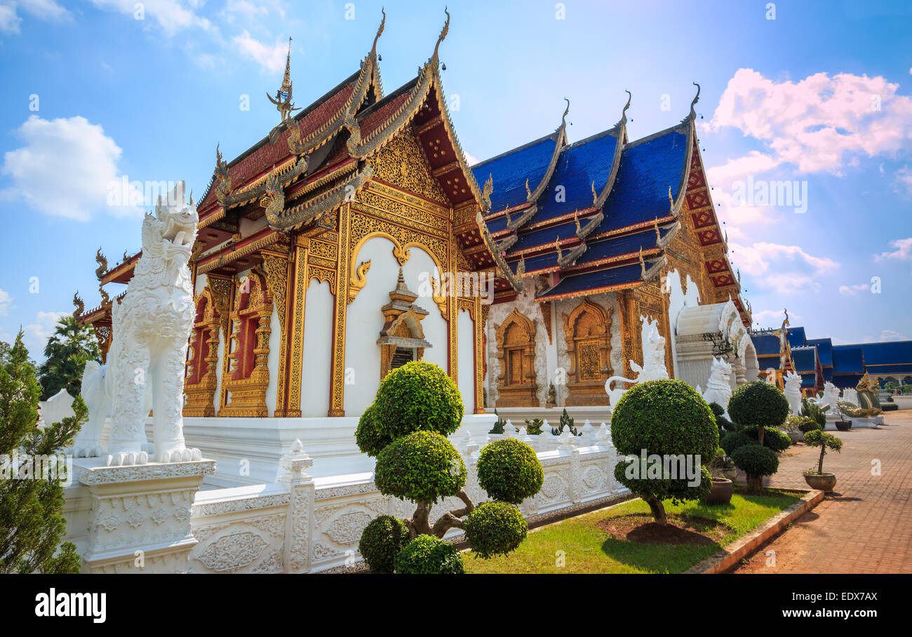 South east asia temple hi-res stock photography and images - Alamy