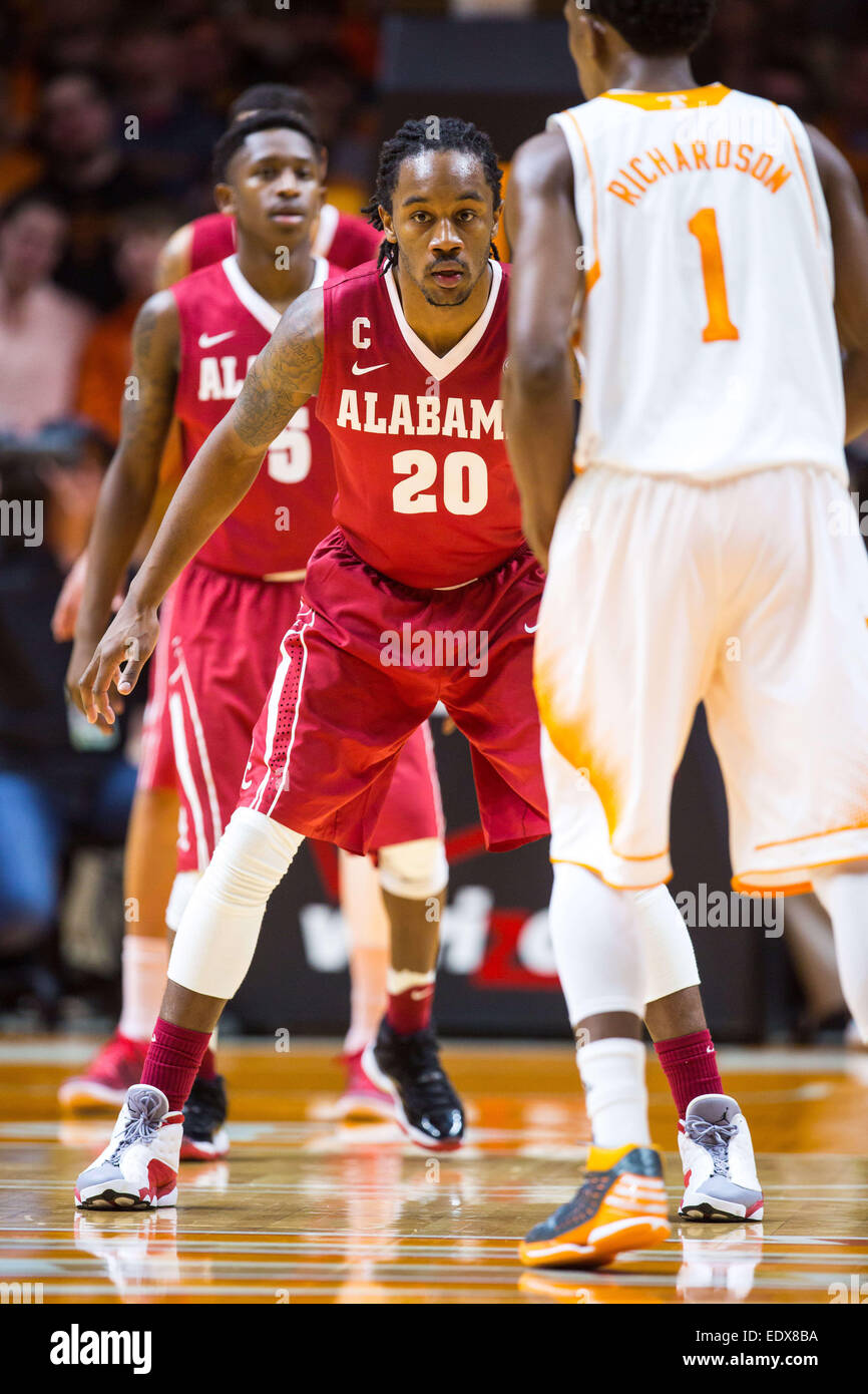 January 10, 2015: Levi Randolph #20 of the Alabama Crimson Tide defends ...