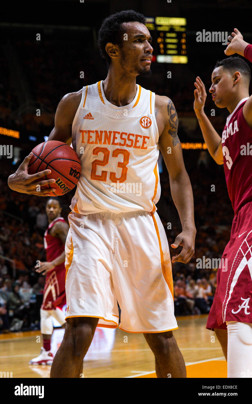 January 10, 2015: Derek Reese #23 of the Tennessee Volunteers during ...
