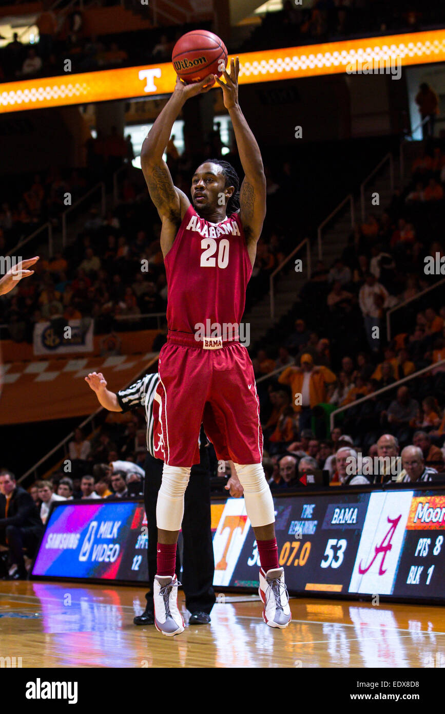 January 10, 2015: Levi Randolph #20 of the Alabama Crimson Tide shoots ...