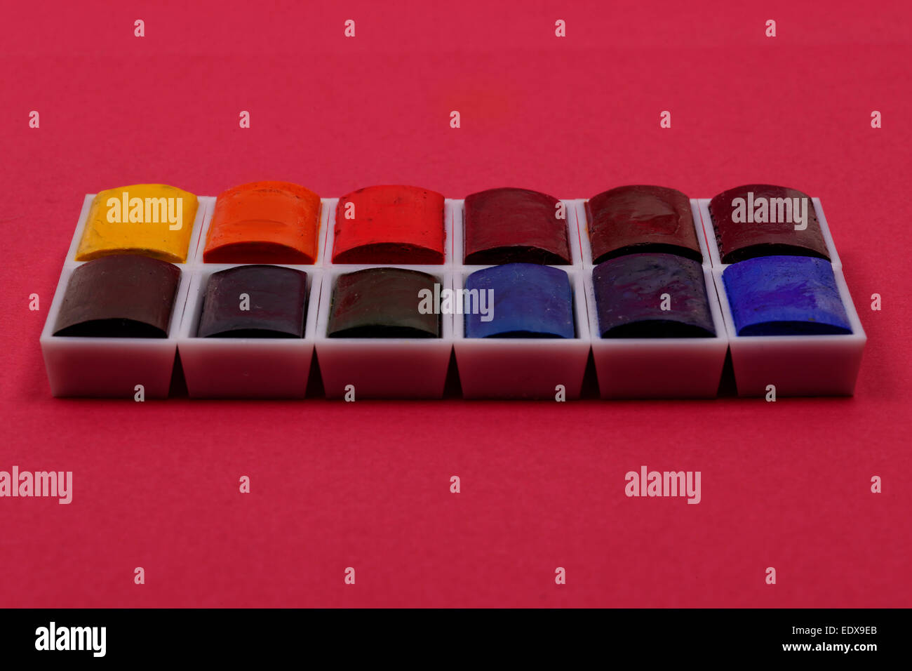 Artists watercolour pan paints Stock Photo - Alamy