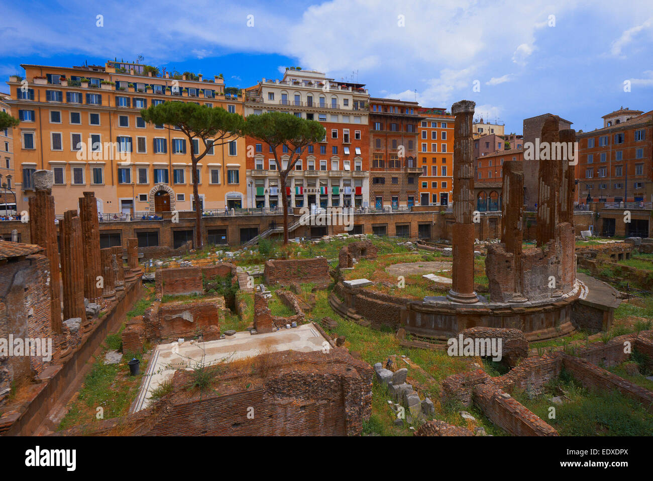 Area Sacra, Largo di Torre Argentina, Pigna, Rome, Lazio, Italy Stock ...