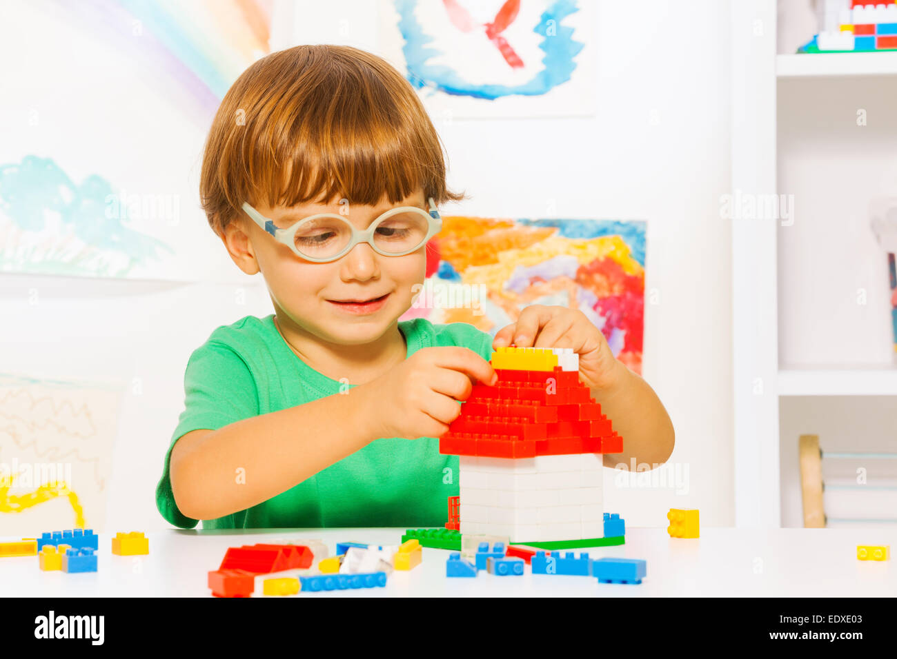 Constructing blocks hi-res stock photography and images - Alamy