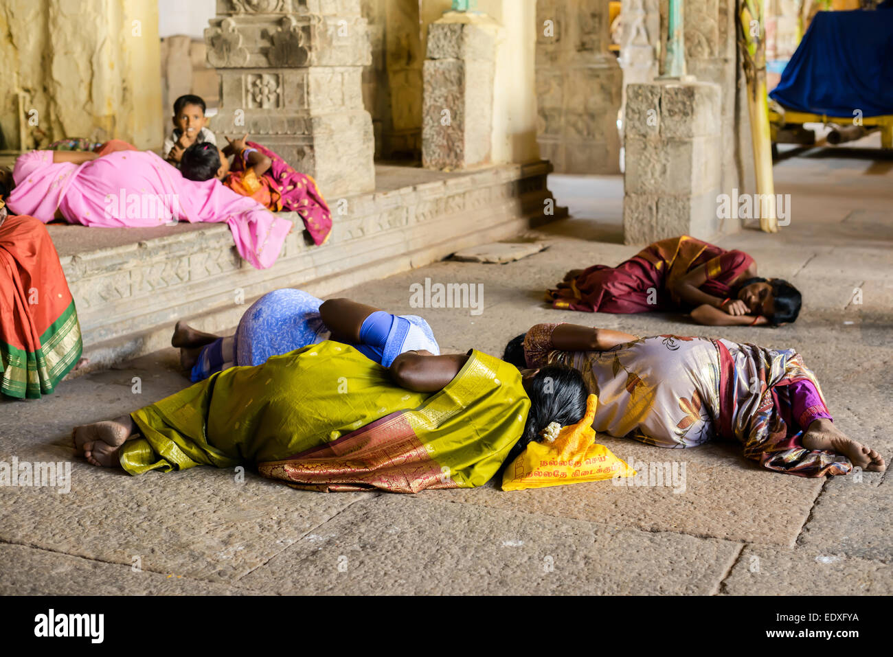 Sleep temple hi-res stock photography and images - Alamy