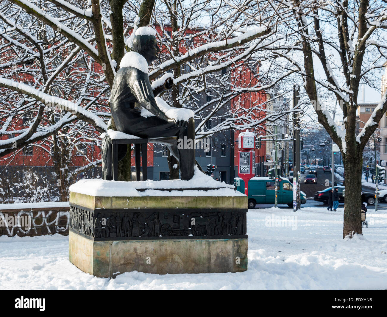 Snow covered statue in Public Park in Winter, Volkspark am Weinberg ...