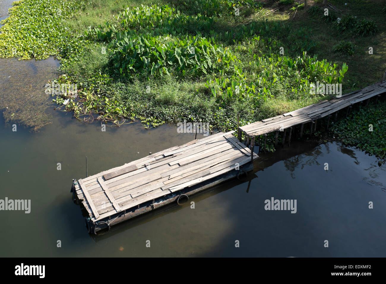 Simple Wooden Jetty High Resolution Stock Photography and Images - Alamy
