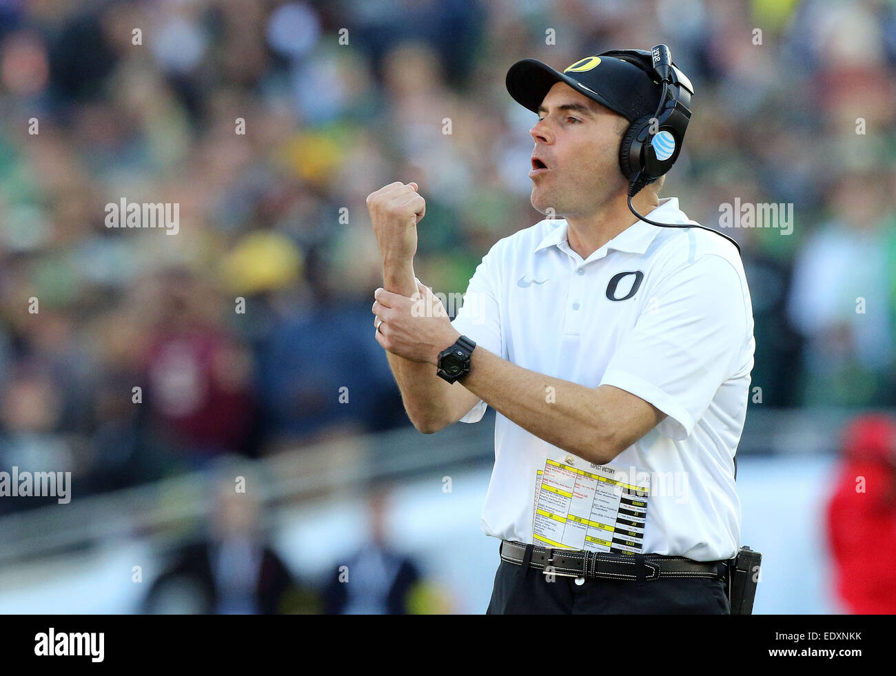 January 01, 2015 Oregon Ducks head coach Mark Helfrich in action during ...
