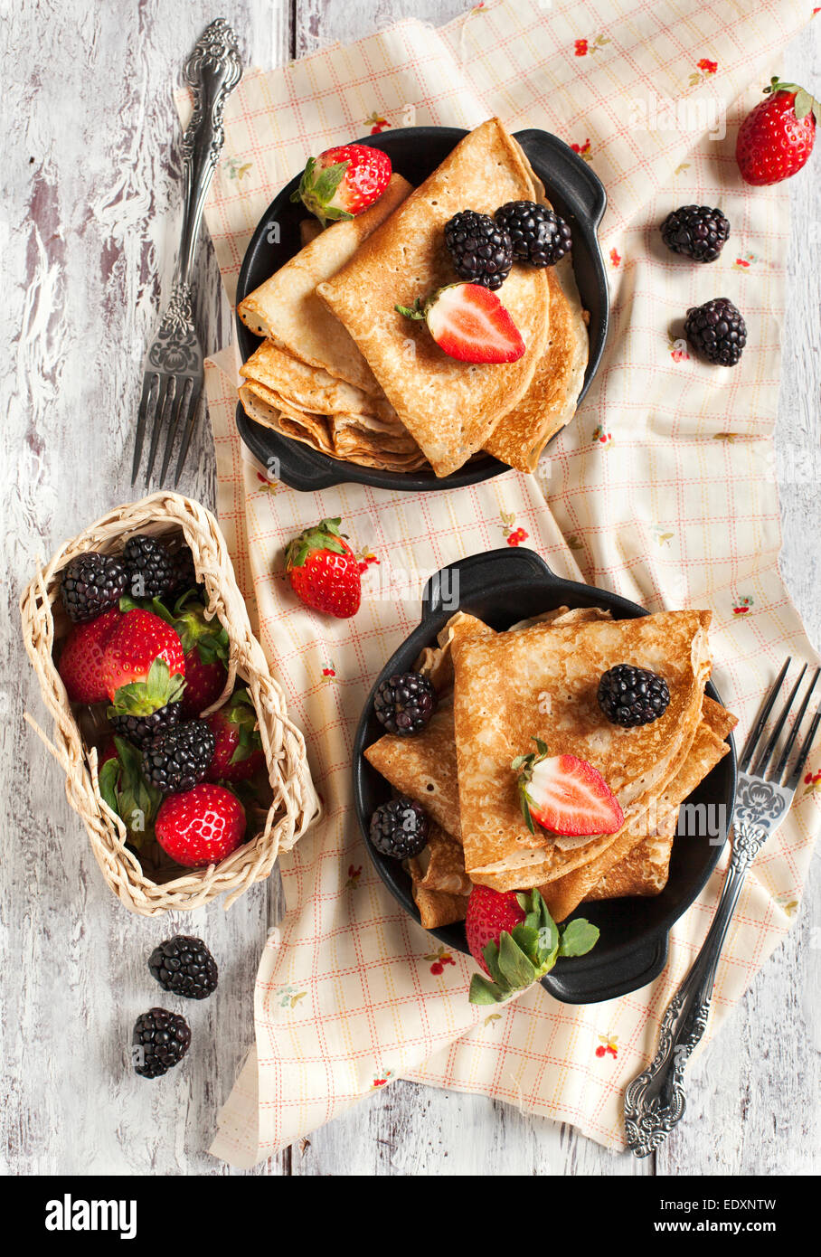 Crepes with fresh berries Stock Photo - Alamy
