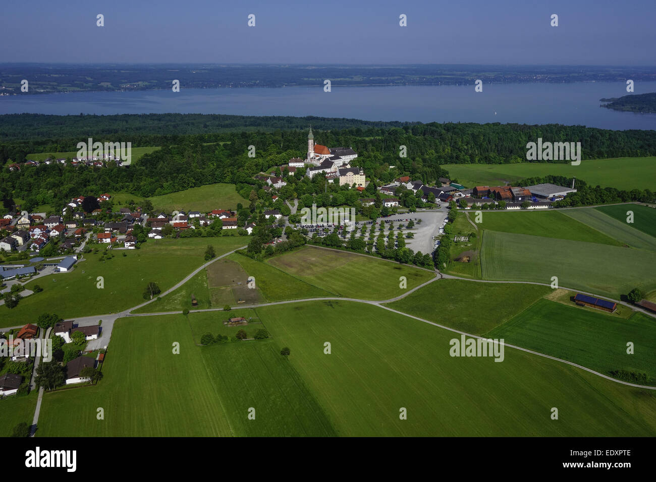 Deutschland, Bayern, Oberbayern, Kloster Andechs im Fünf-Seen-Land ...