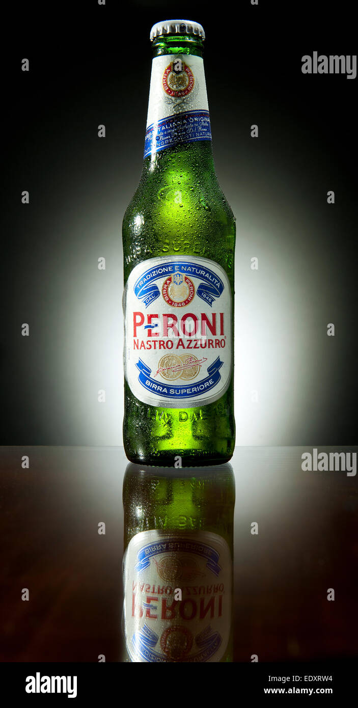 Bottle of peroni hi-res stock photography and images - Alamy
