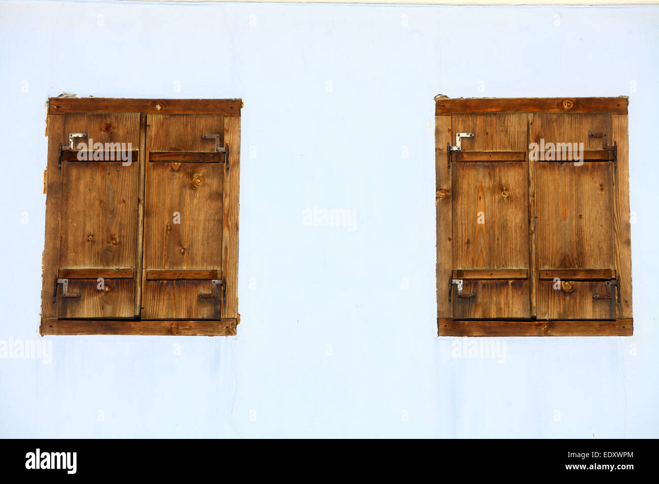 Windows open and closed on a house hi-res stock photography and images ...
