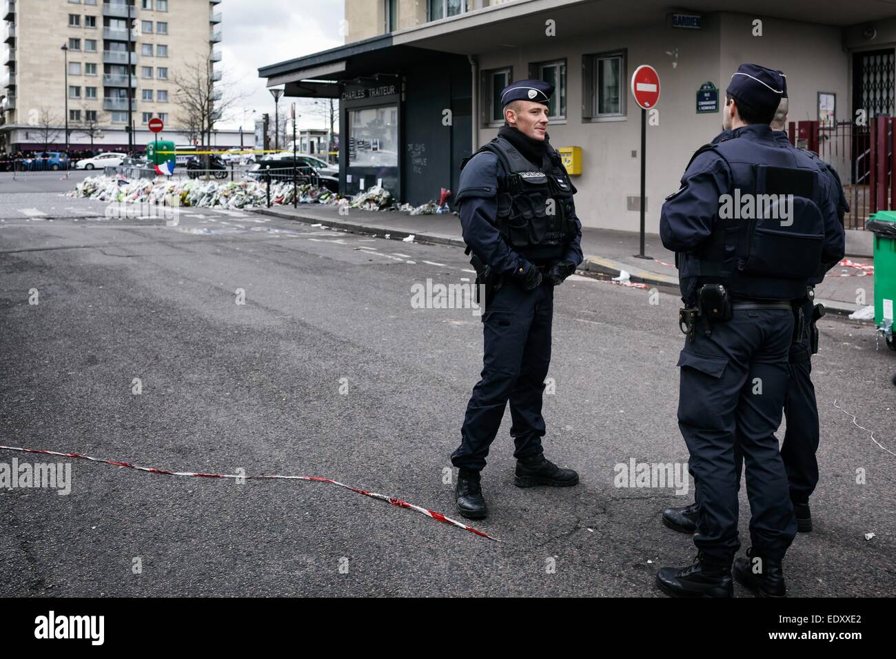 French policemen hi-res stock photography and images - Alamy