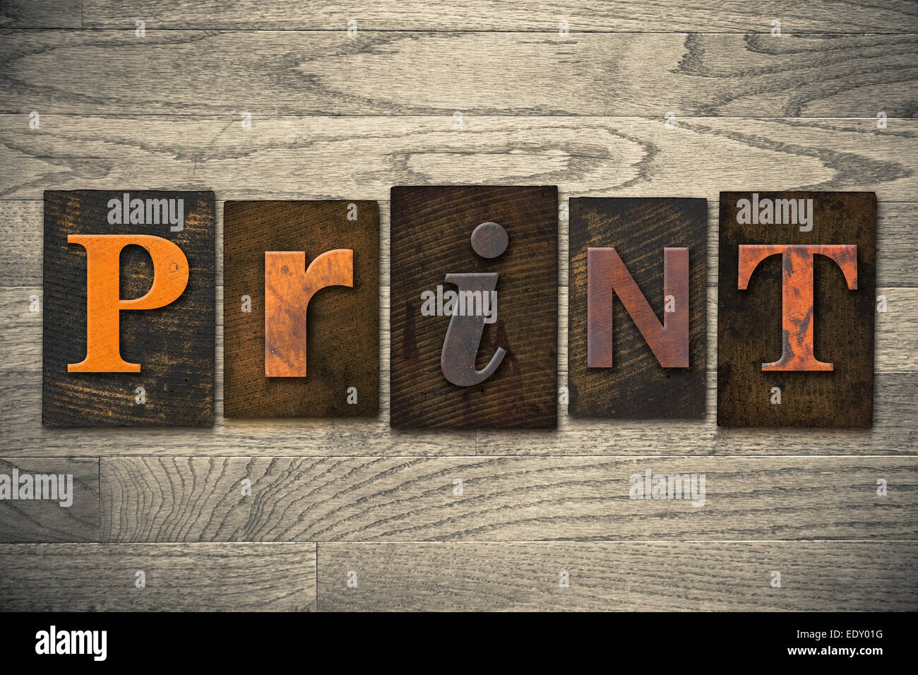 The word "PRINT" written in wooden letterpress type Stock Photo - Alamy