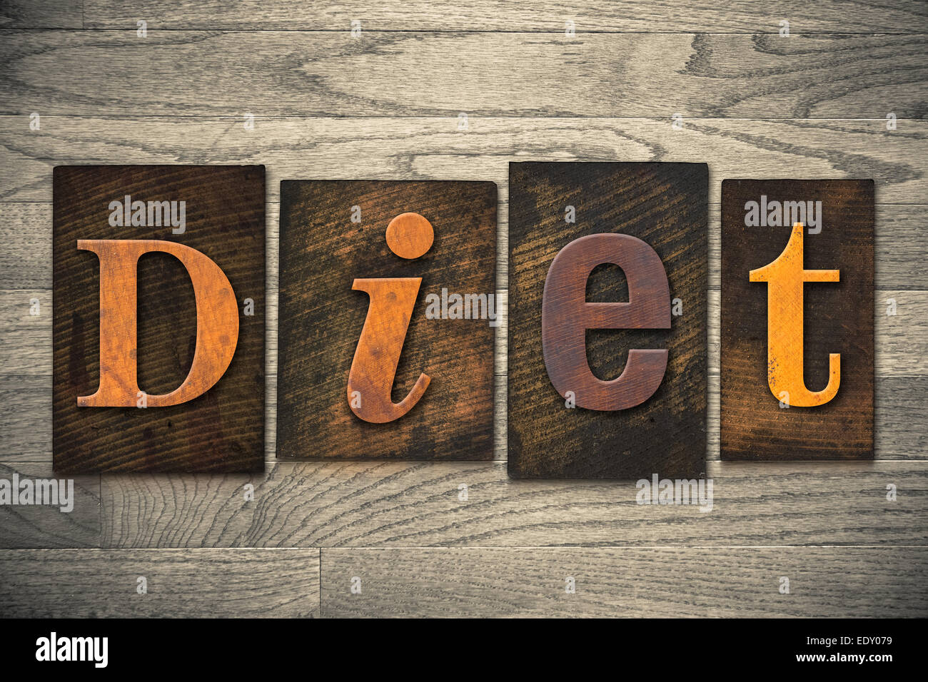The word "DIET" written in wooden letterpress type Stock Photo - Alamy