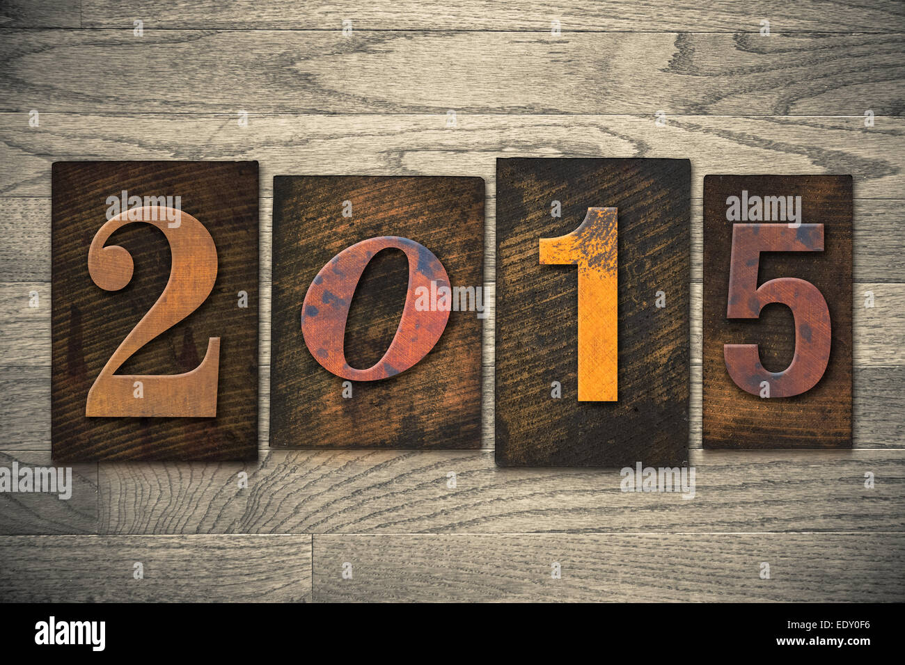 The year 2015 written in wooden letterpress type Stock Photo - Alamy