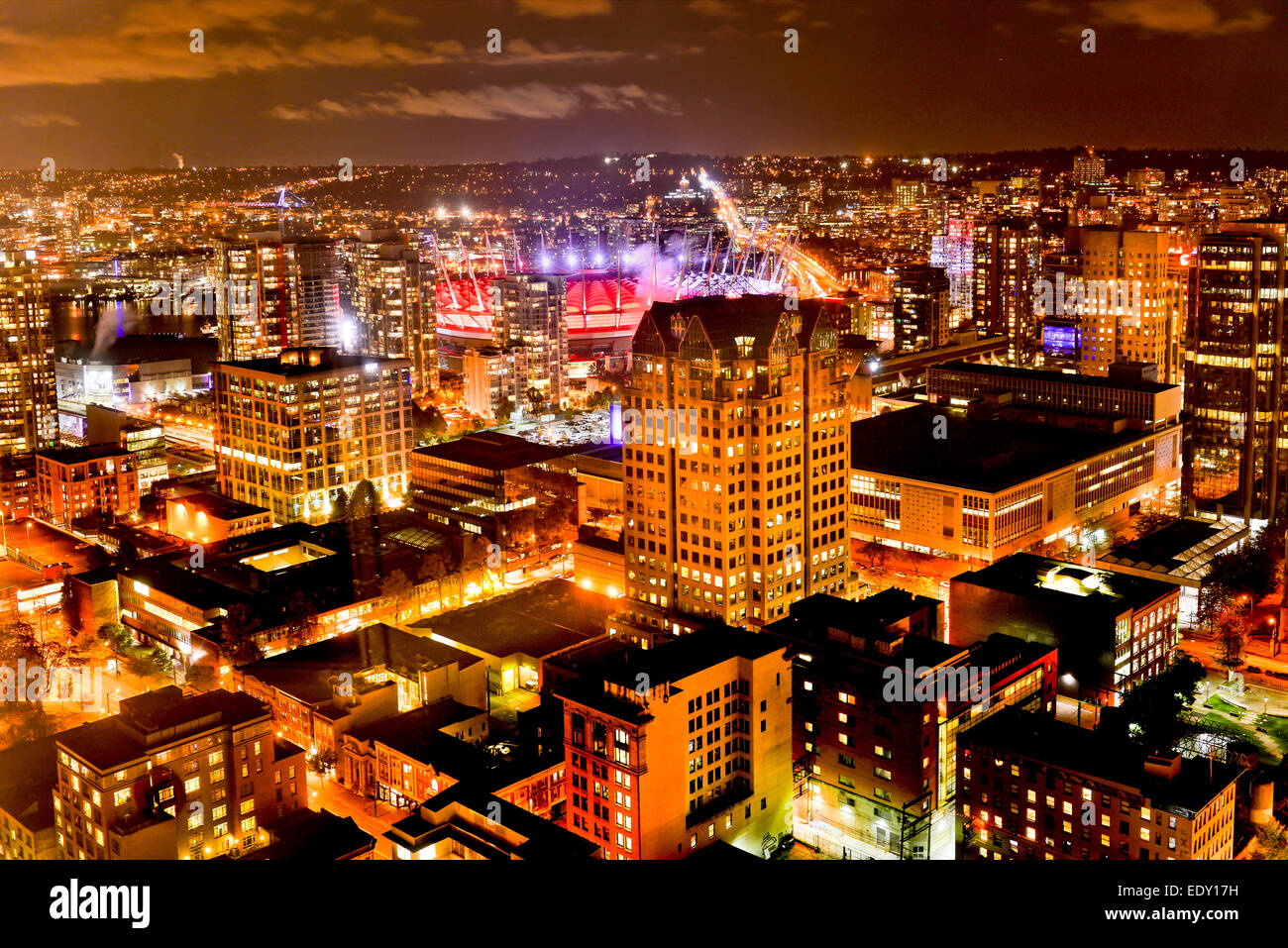 Vancouver skyline aerial hi-res stock photography and images - Alamy