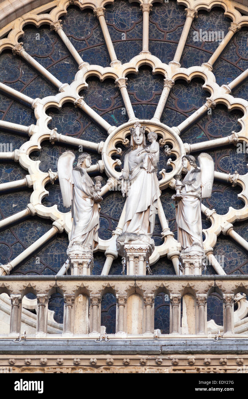 France, Paris, closeup detail on the Notre Dame building Stock Photo ...