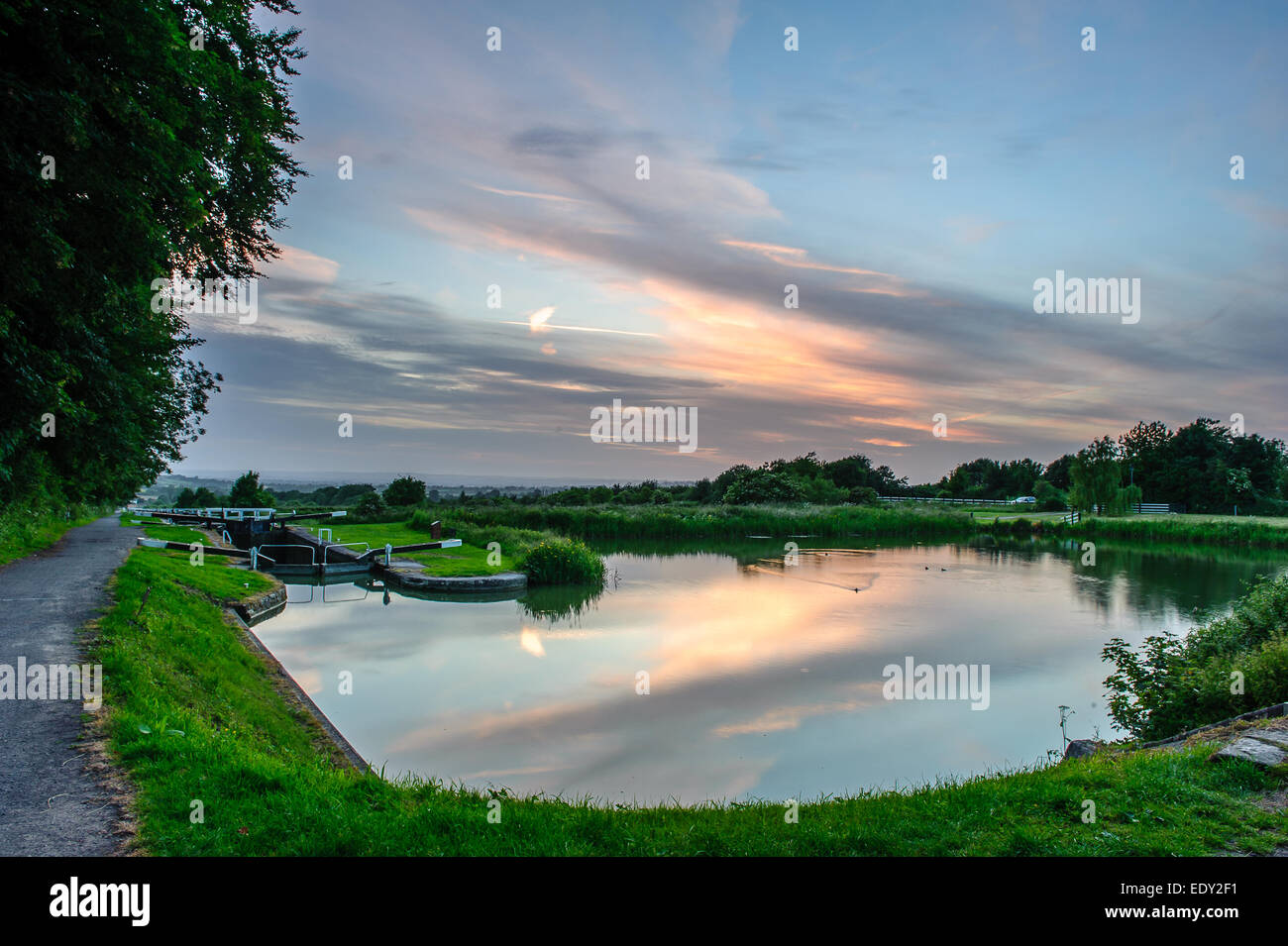 Kennet and Avon Canal at Caen Hill Locks in Devizes Wiltshire UK Stock ...
