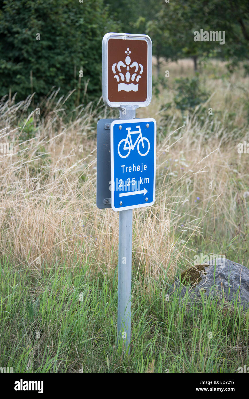 A cycle sign and the Danish Royal Crown sign on the cycleway in the ...