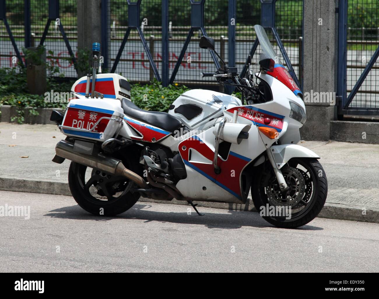 Hk police hi-res stock photography and images - Alamy
