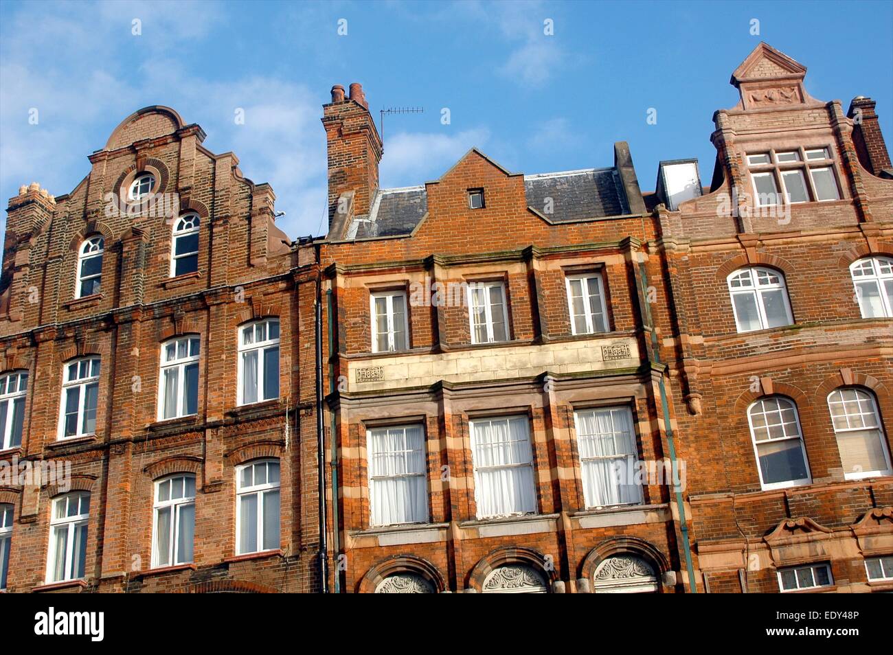 Victorian arched windows hi-res stock photography and images - Alamy