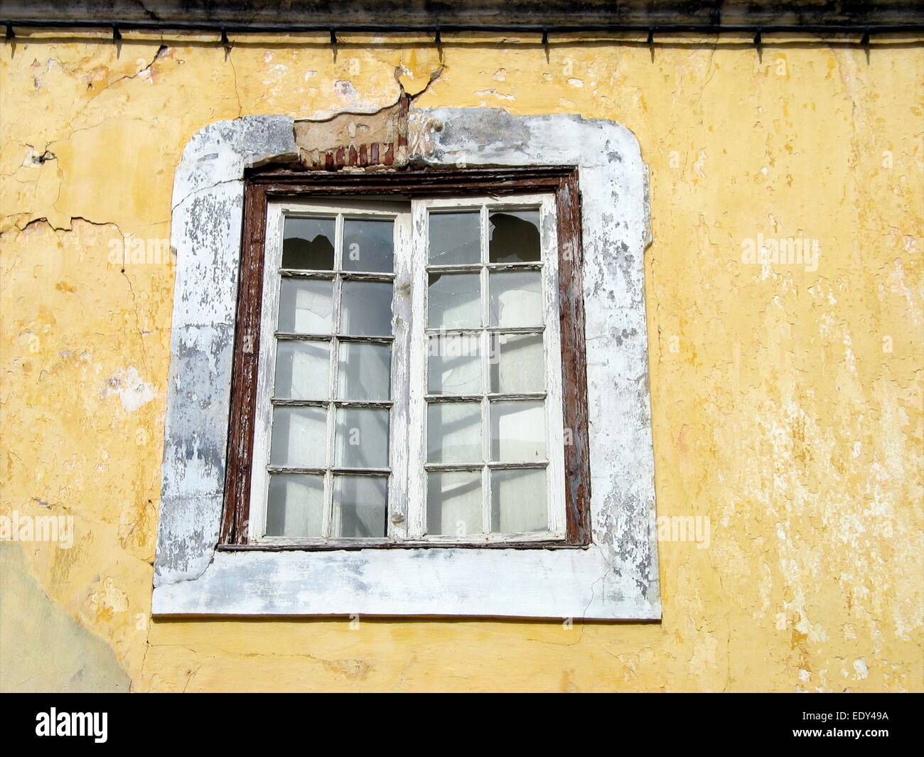 Detalle arquitectonico de madera hi-res stock photography and images ...
