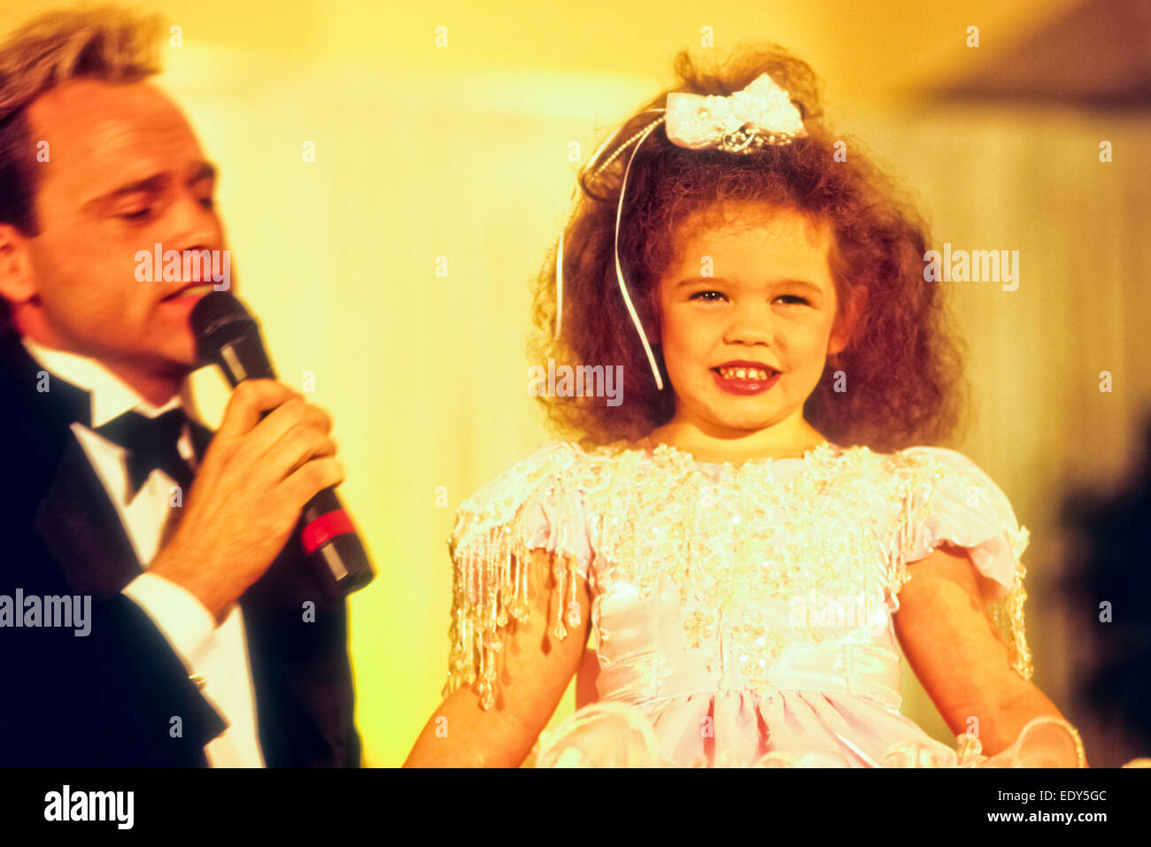 ATLANTA, USA. - OCTOBER 1: American children competes in a beauty ...