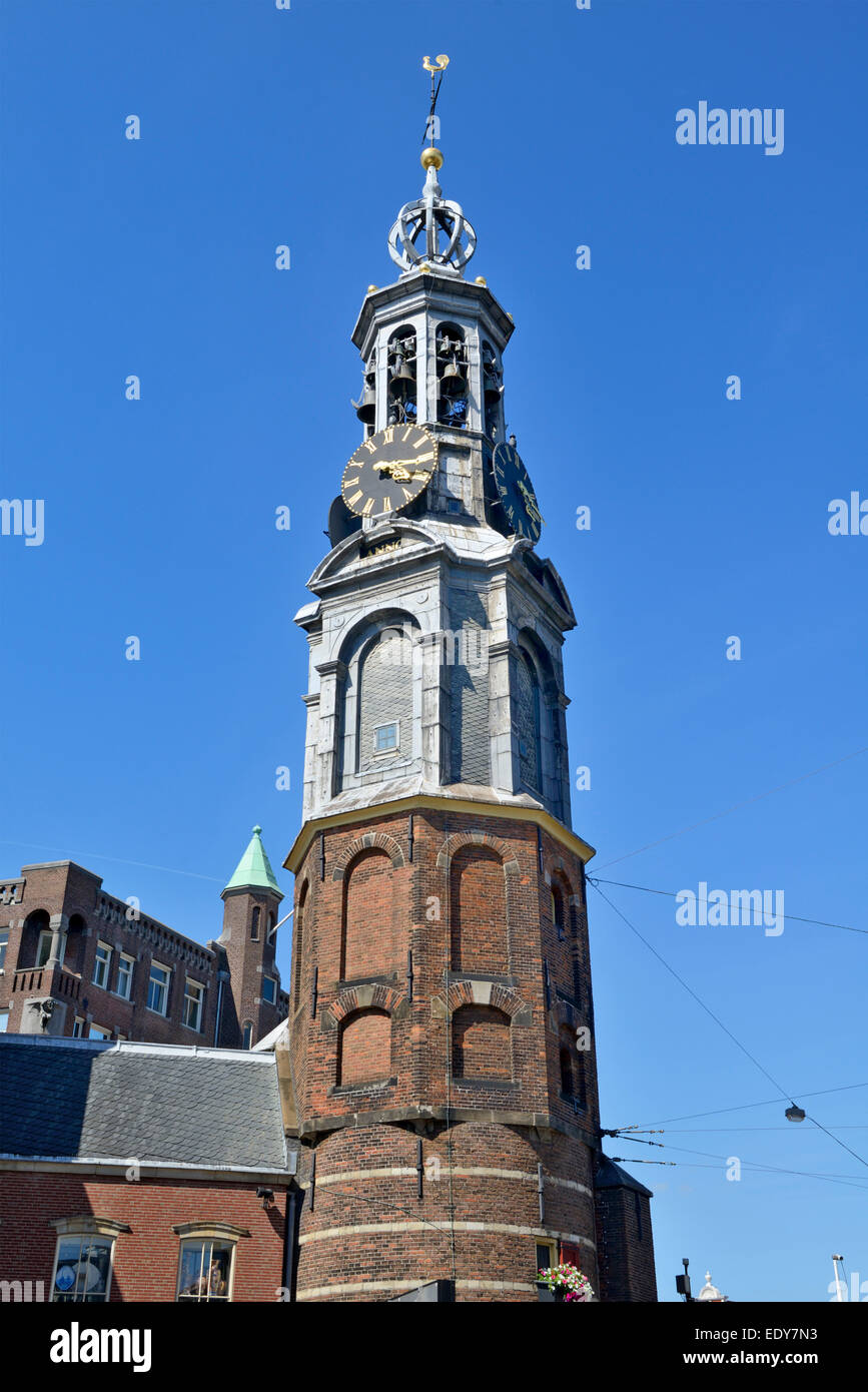 Coin tower hi-res stock photography and images - Alamy
